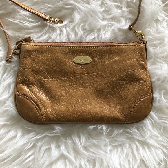 Toscano | Bags | Tocco Toscano Leather Multifunctional Crossbody | Poshmark